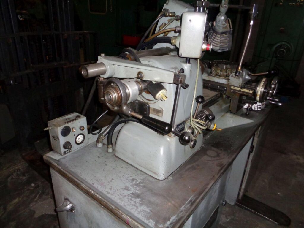 Hardinge HC Chucking Machine Lathe w/CT-A Threading Attachment – MXI ...
